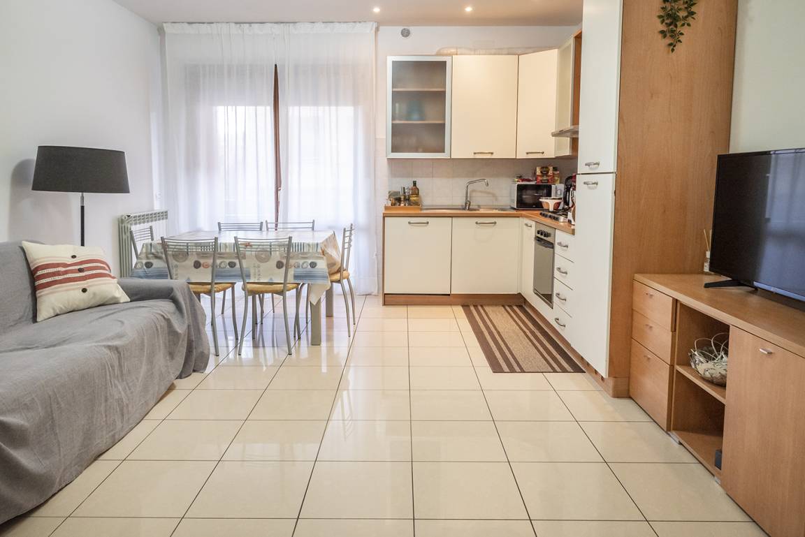 Ferienwohnung ∙ 2 Schlafzimmer ∙ 6 Gäste - Senigallia