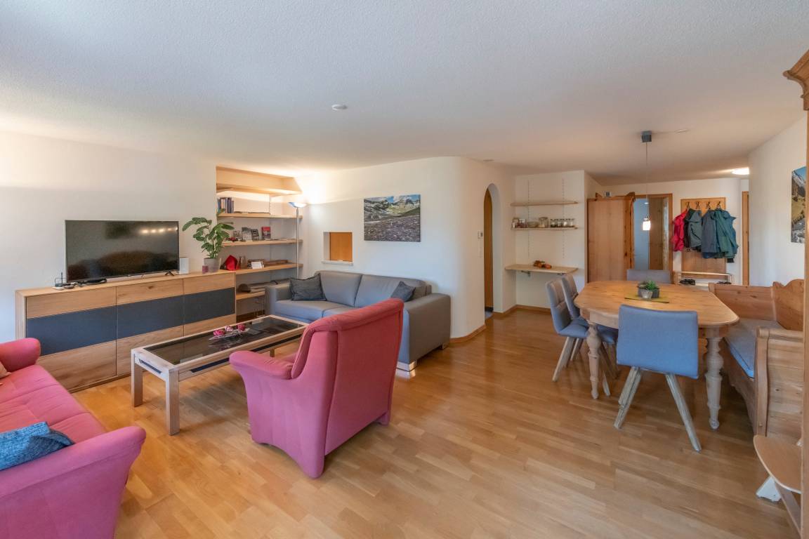 122 M² Apartment ∙ 3 Bedrooms ∙ 9 Guests - Davos