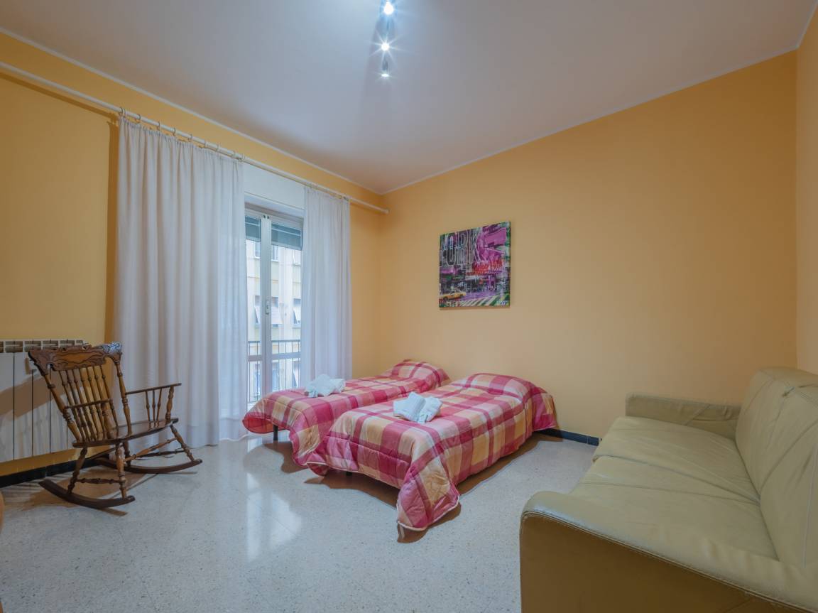 70 M² Apartamento ∙ 2 Habitaciones ∙ 6 Huéspedes - La Spezia