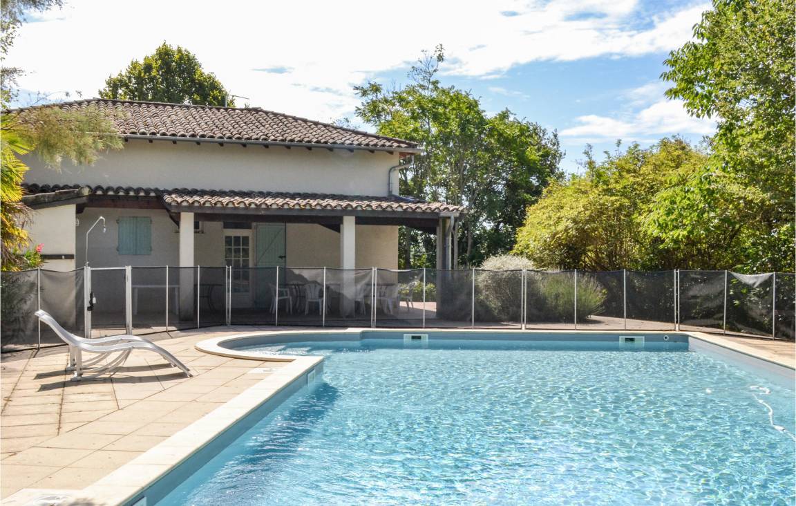 150 M² Maison De Vacances ∙ 3 Chambres ∙ 5 Personnes - Moissac