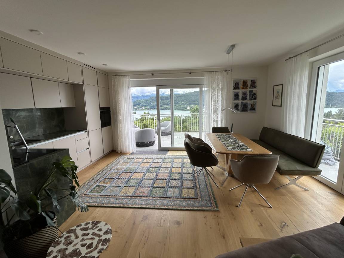 78 M² Ferienwohnung ∙ 2 Schlafzimmer ∙ 4 Gäste - Pörtschach am Wörthersee