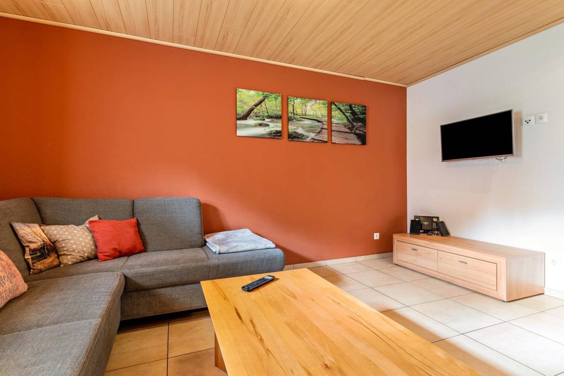 70 M² Ferienwohnung ∙ 2 Schlafzimmer ∙ 6 Gäste - Seelbach