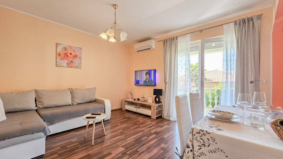 55 M² Appartamento Vacanza ∙ 1 Camera Da Letto ∙ 2 Ospiti - Cittanova