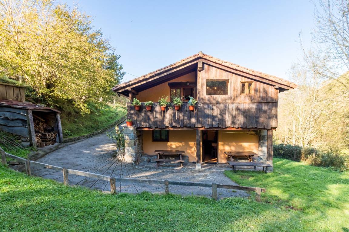 120 M² Ferienhaus ∙ 4 Schlafzimmer ∙ 12 Gäste - Kantabrien