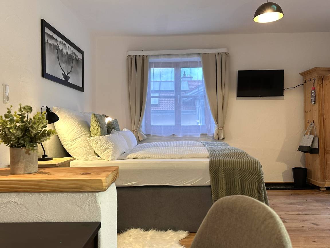 32 M² Ferienwohnung ∙ 3 Gäste - Bad Aibling