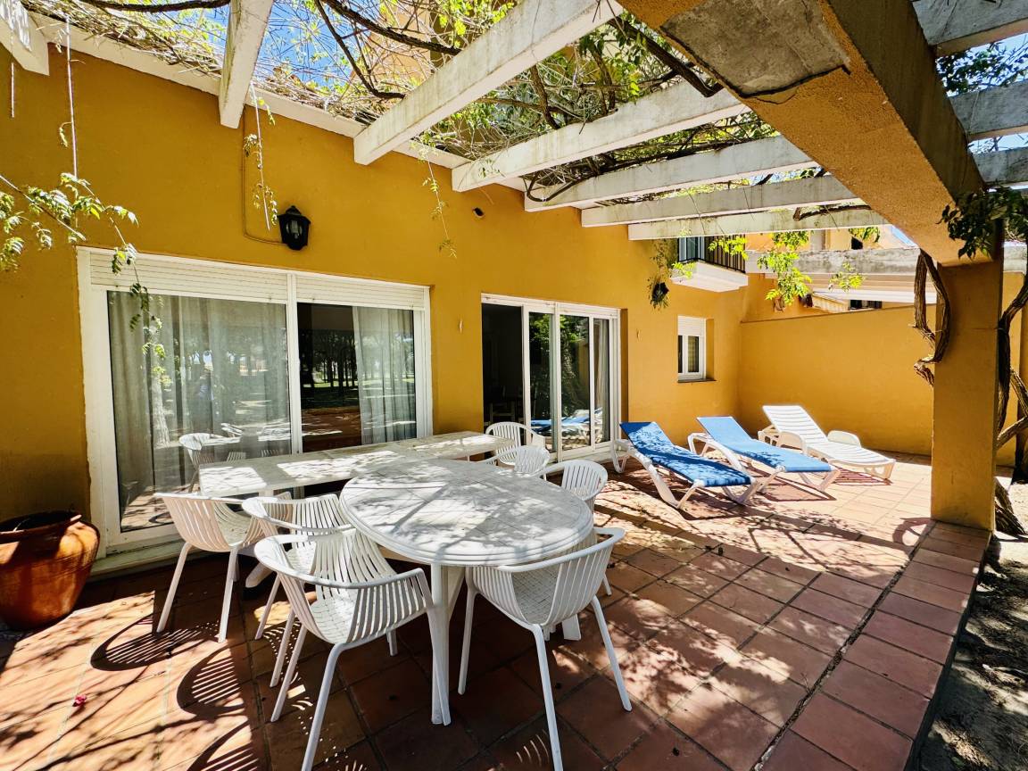 180 M² Villa ∙ 5 Slaapkamers ∙ 10 Gasten - Conil de la Frontera