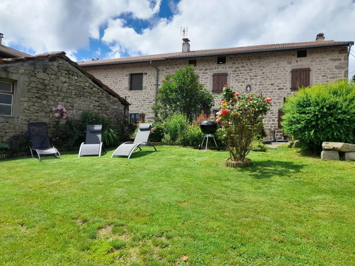 172 M² Cottage ∙ 5 Chambres ∙ 12 Personnes - Chalmazel