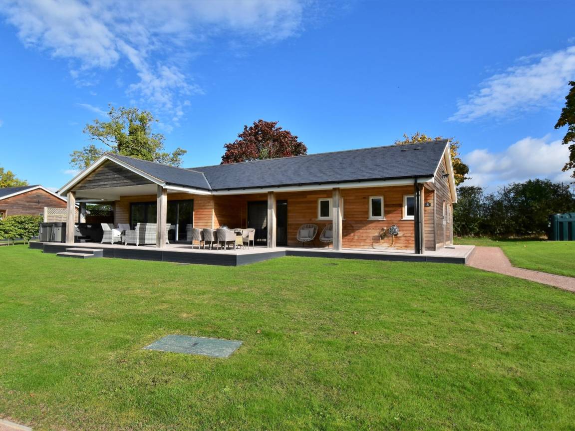 Cottage ∙ 4 Bedrooms ∙ 8 Guests - Oswestry
