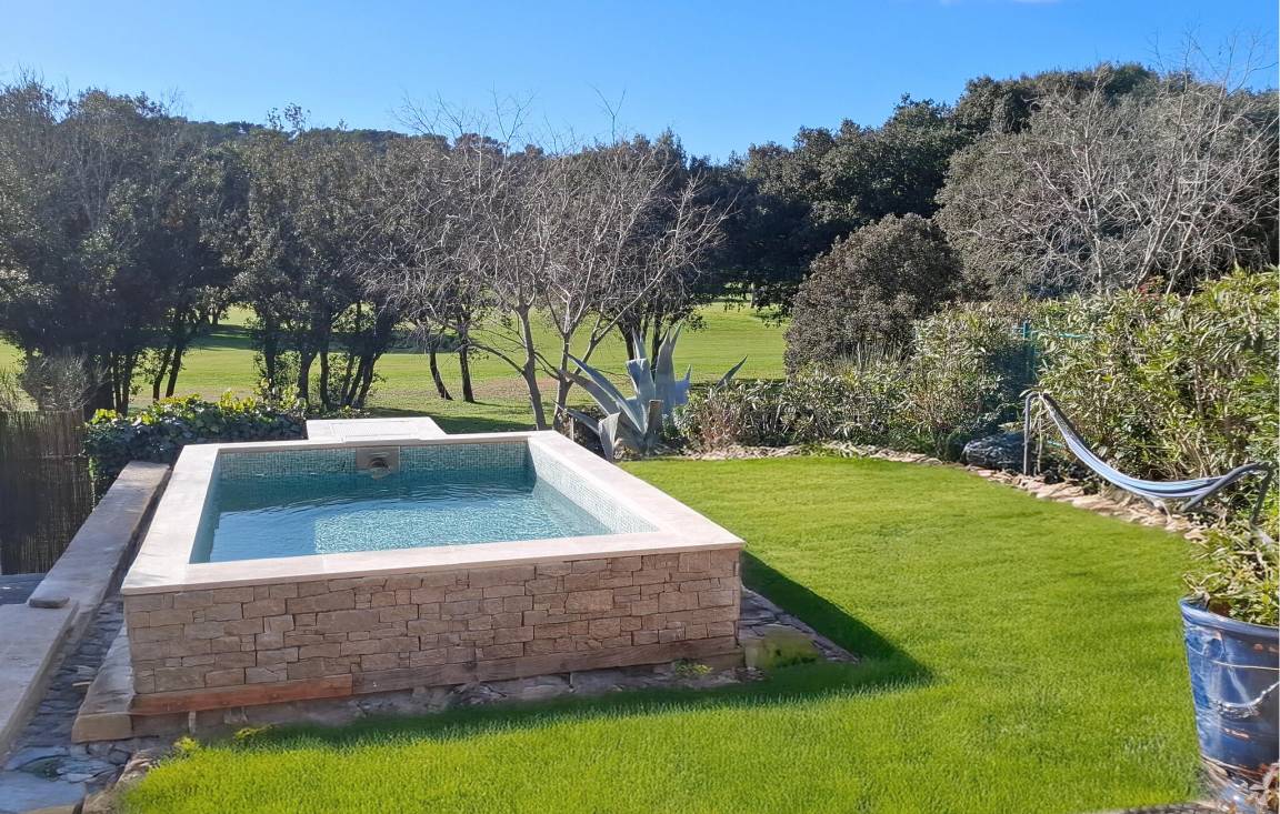 90 M² Maison De Vacances ∙ 2 Chambres ∙ 6 Personnes - Nîmes