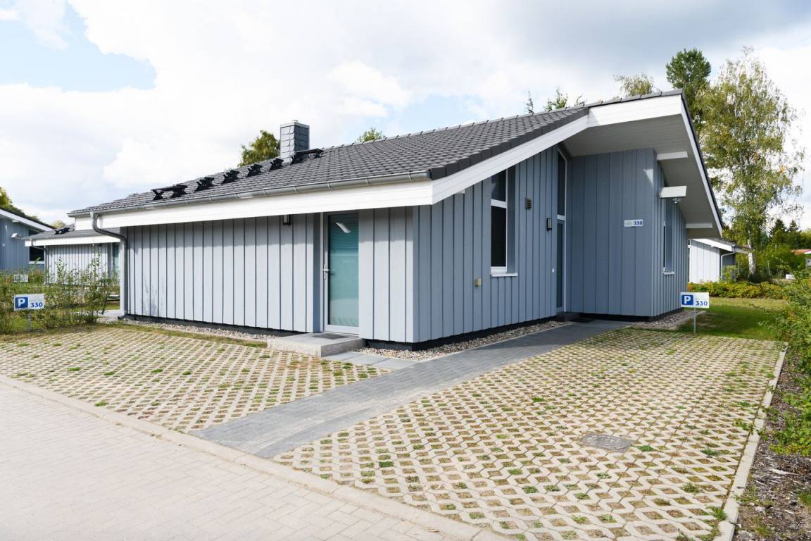 77 M² Ferienhaus ∙ 2 Schlafzimmer ∙ 4 Gäste - Mecklenburgische Seenplatte