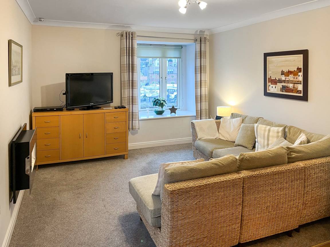 Apartment ∙ 3 Bedrooms ∙ 6 Guests - Robin Hood's Bay