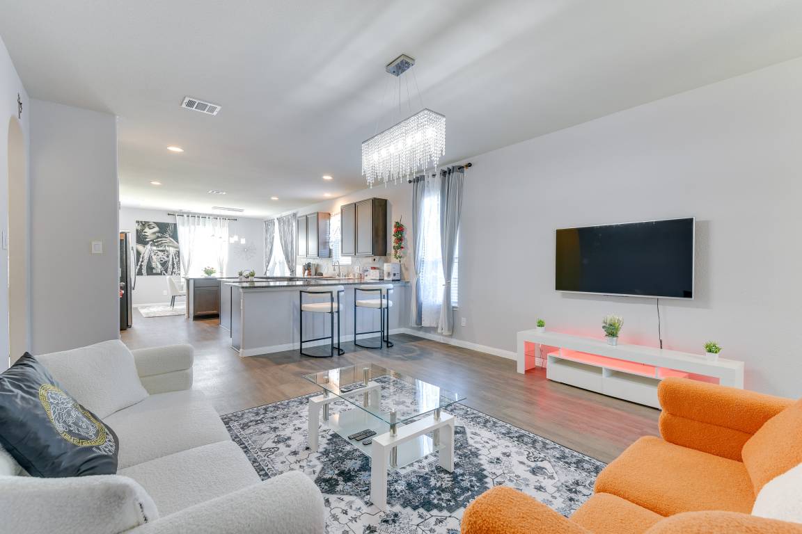260 M² House ∙ 4 Bedrooms ∙ 8 Guests - Splash Pad, Sugar Land
