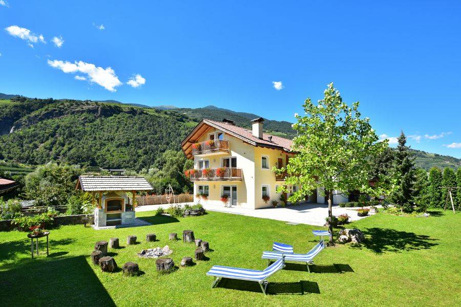 55 M² Farmhouse ∙ 1 Bedroom ∙ 5 Guests - Urtijëi