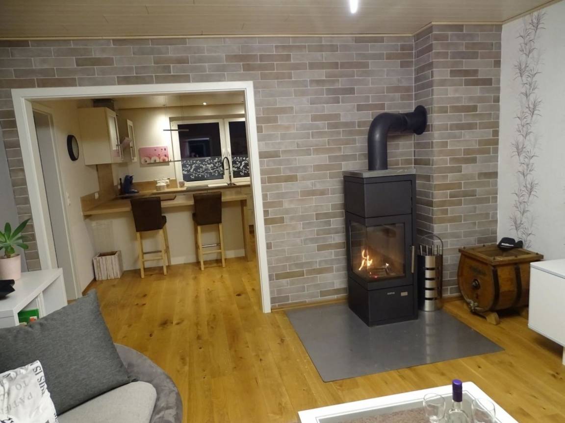 90 M² Ferienwohnung ∙ 2 Schlafzimmer ∙ 4 Gäste - Bad Emstal