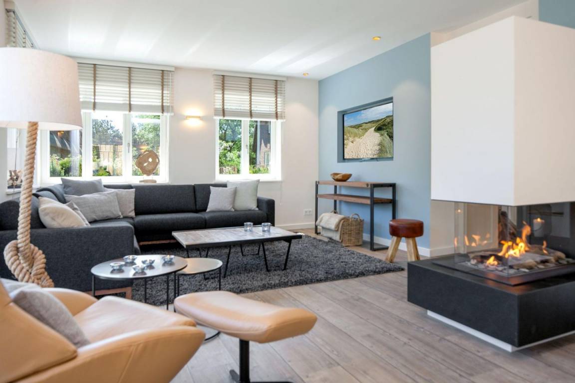 220 M² House ∙ 4 Bedrooms ∙ 8 Guests - List