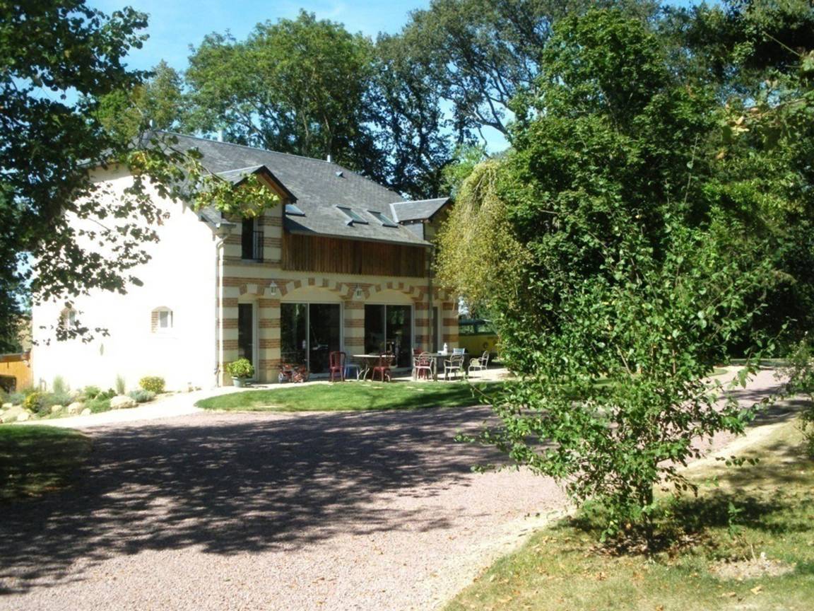 160 M² Cottage ∙ 4 Chambres ∙ 6 Personnes - Château-Renault