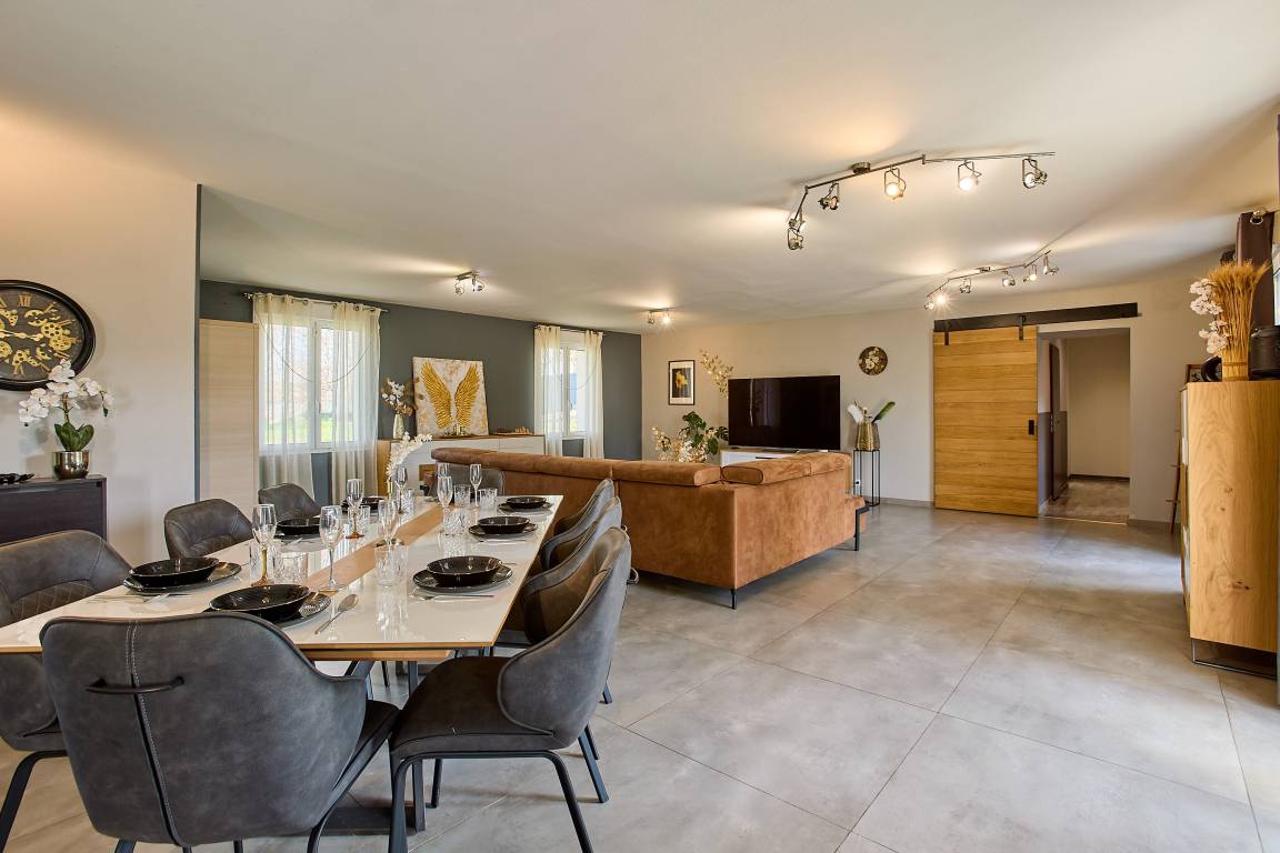 230 M² Maison De Vacances ∙ 4 Chambres ∙ 8 Personnes - Marmande