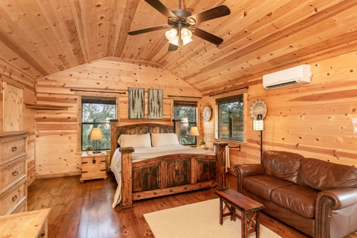 Cabin ∙ 1 Bedroom ∙ 2 Guests - Texas