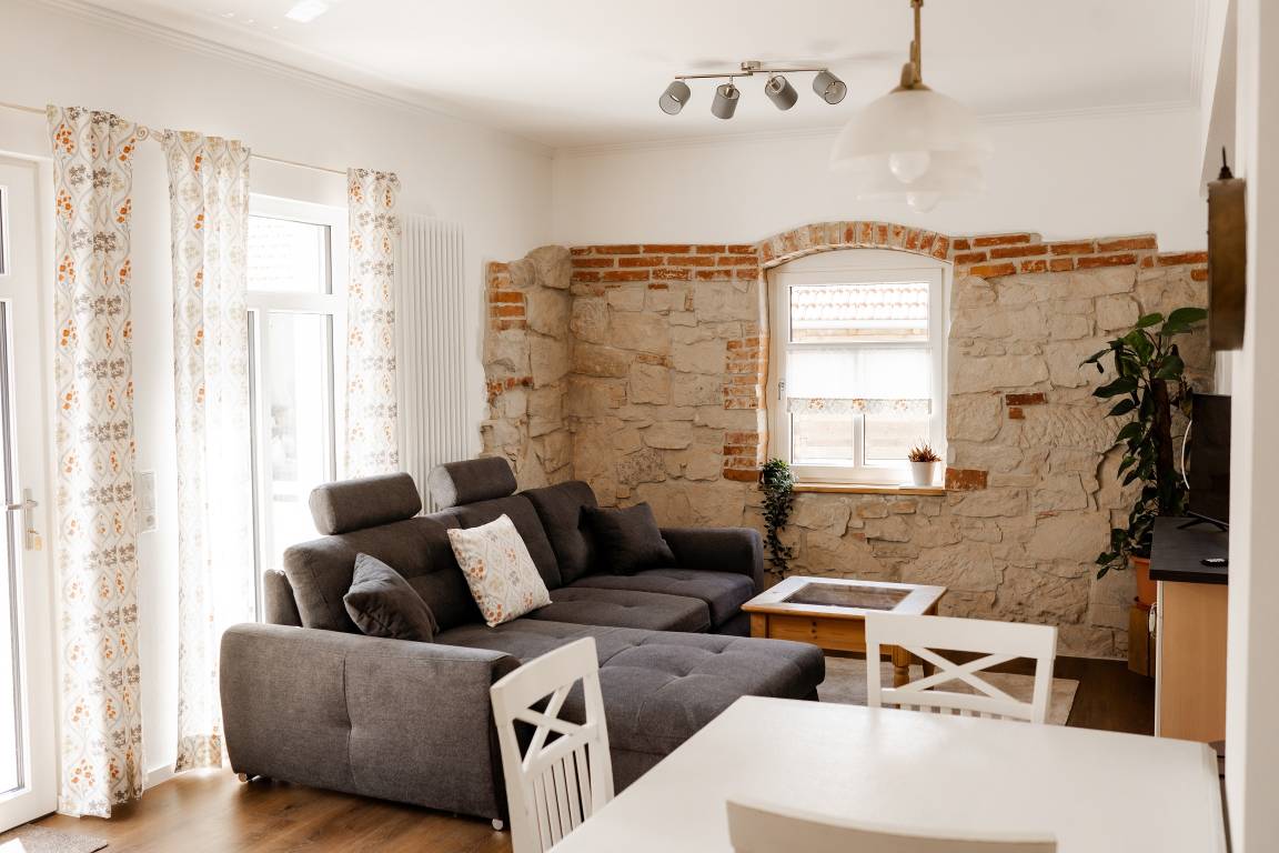 Ferienwohnung ∙ 1 Schlafzimmer ∙ 3 Gäste - Zeil am Main