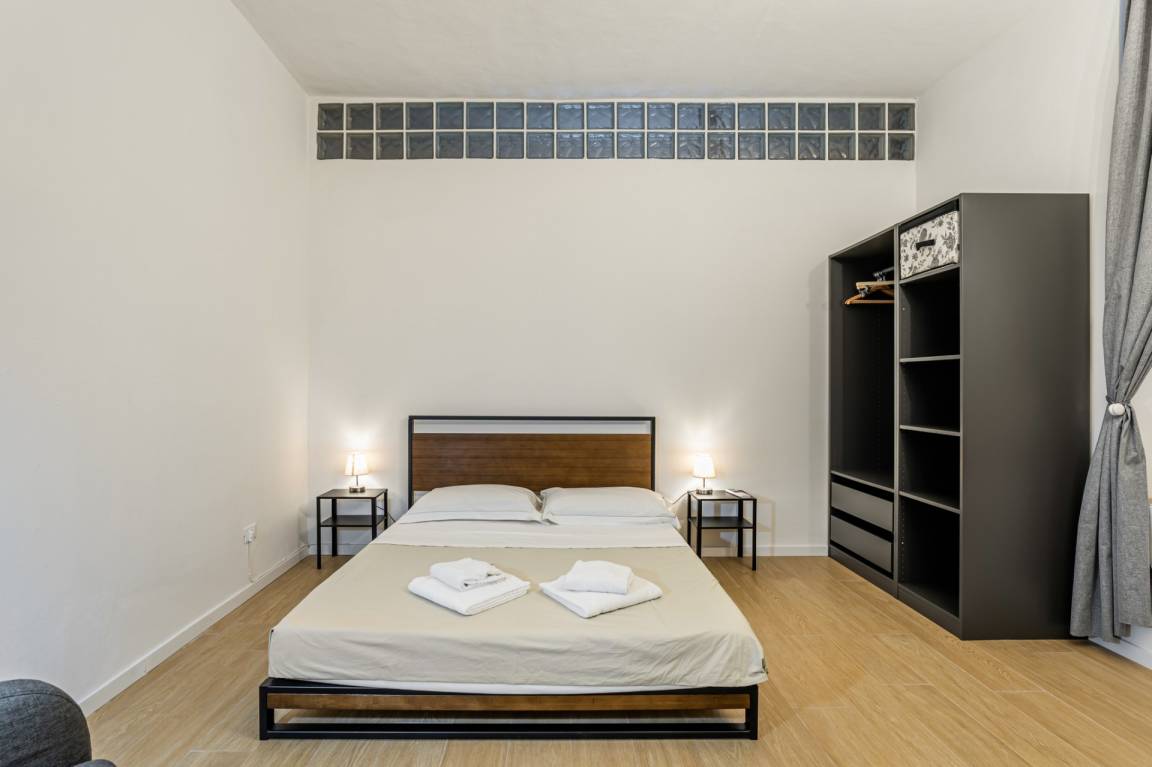 80 M² Ferienwohnung ∙ 3 Schlafzimmer ∙ 5 Gäste - Florenz