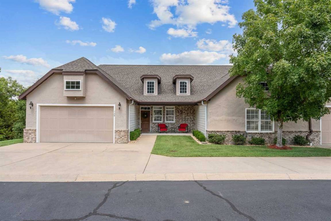 445 M² House ∙ 6 Bedrooms ∙ 20 Guests - Branson, MO