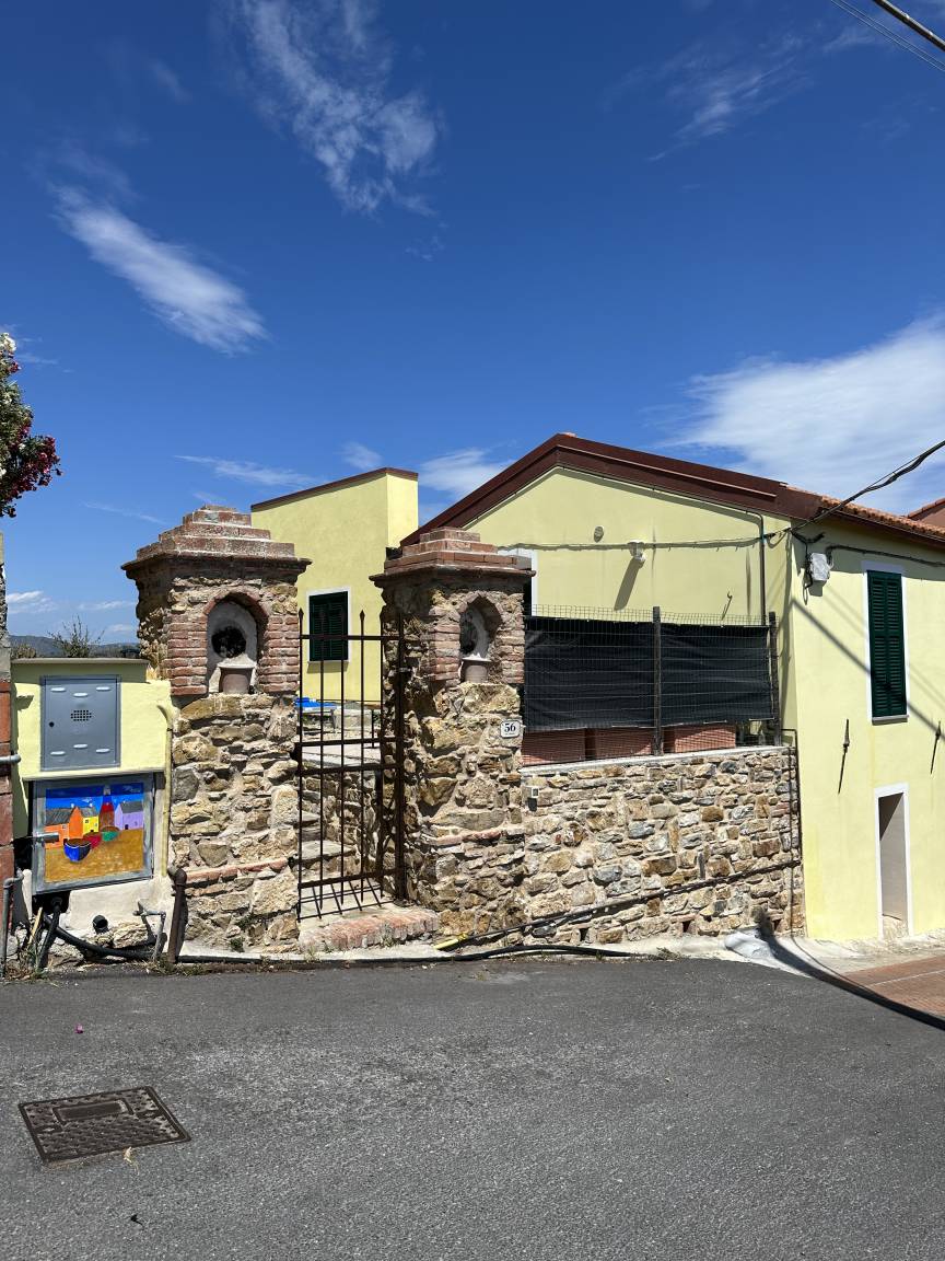 68 M² House ∙ 1 Bedroom ∙ 4 Guests - Riva Ligure