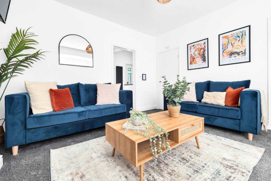 House ∙ 2 Bedrooms ∙ 4 Guests - Keele University, Jack Ashley Building