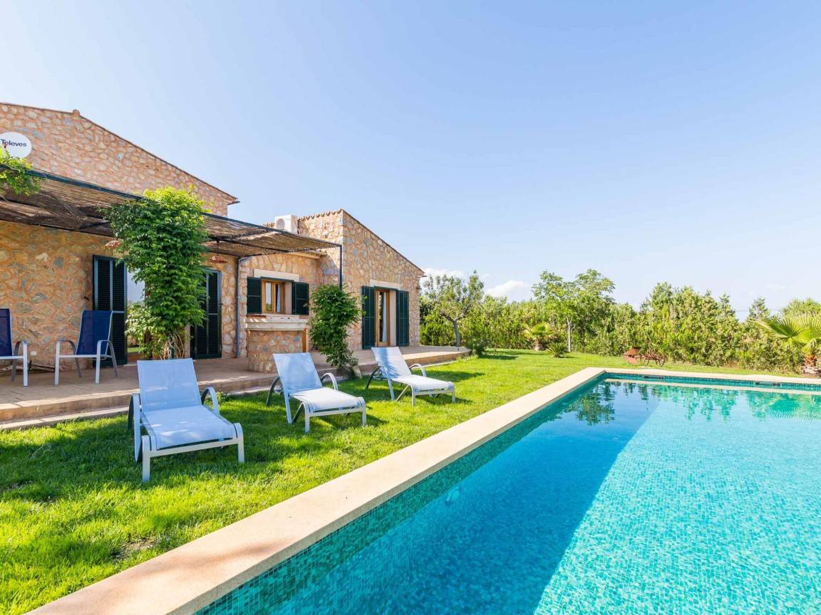 250 M² Villa ∙ 3 Bedrooms ∙ 6 Guests - Inca