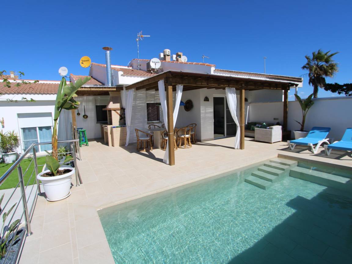 80 M² Ferienhaus ∙ 3 Schlafzimmer ∙ 6 Gäste - Riumar