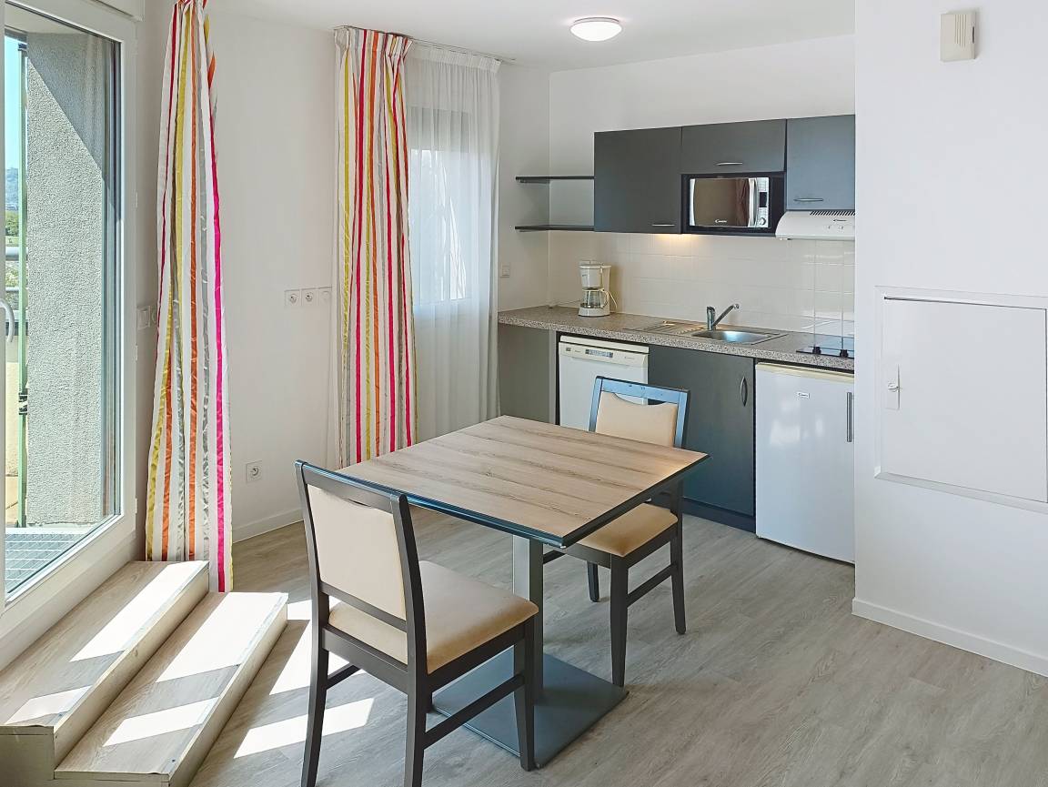 31 M² Apartament Typu Studio ∙ 1 Sypialnia ∙ 2 Gości - Rouen