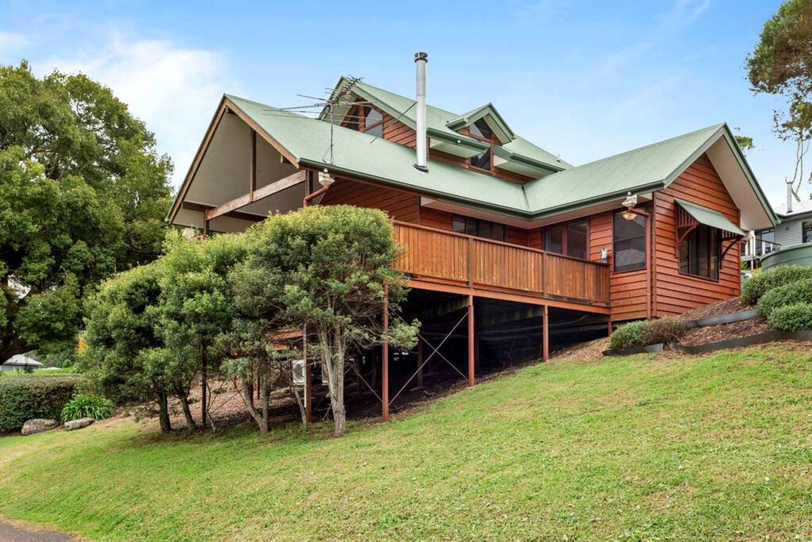 House ∙ 1 Bedroom ∙ 7 Guests - Ravensbourne National Park