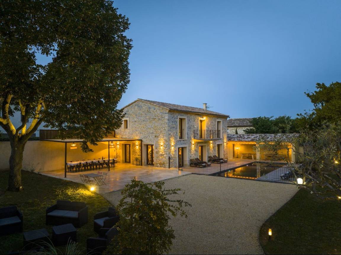 200 M² House ∙ 4 Bedrooms ∙ 18 Guests - Malaucène