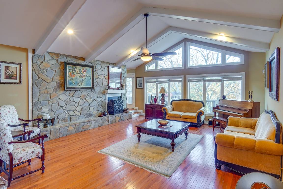 371 M² Apartment ∙ 4 Bedrooms ∙ 8 Guests - Fayetteville, NC