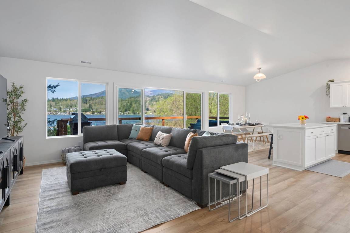 139 M² House ∙ 3 Bedrooms ∙ 6 Guests - Mount Vernon, WA