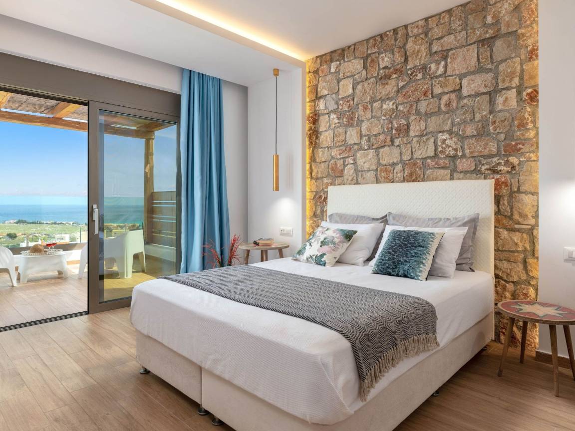 135 M² House ∙ 3 Bedrooms ∙ 6 Guests - Lindos