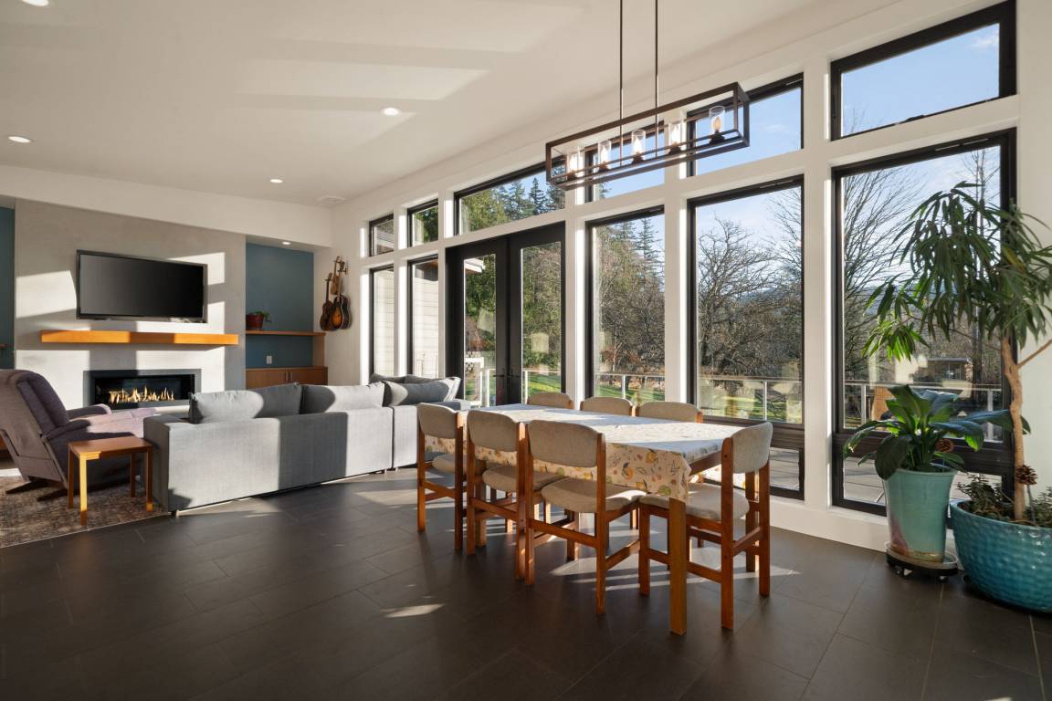 214 M² House ∙ 4 Bedrooms ∙ 7 Guests - Bellingham, WA