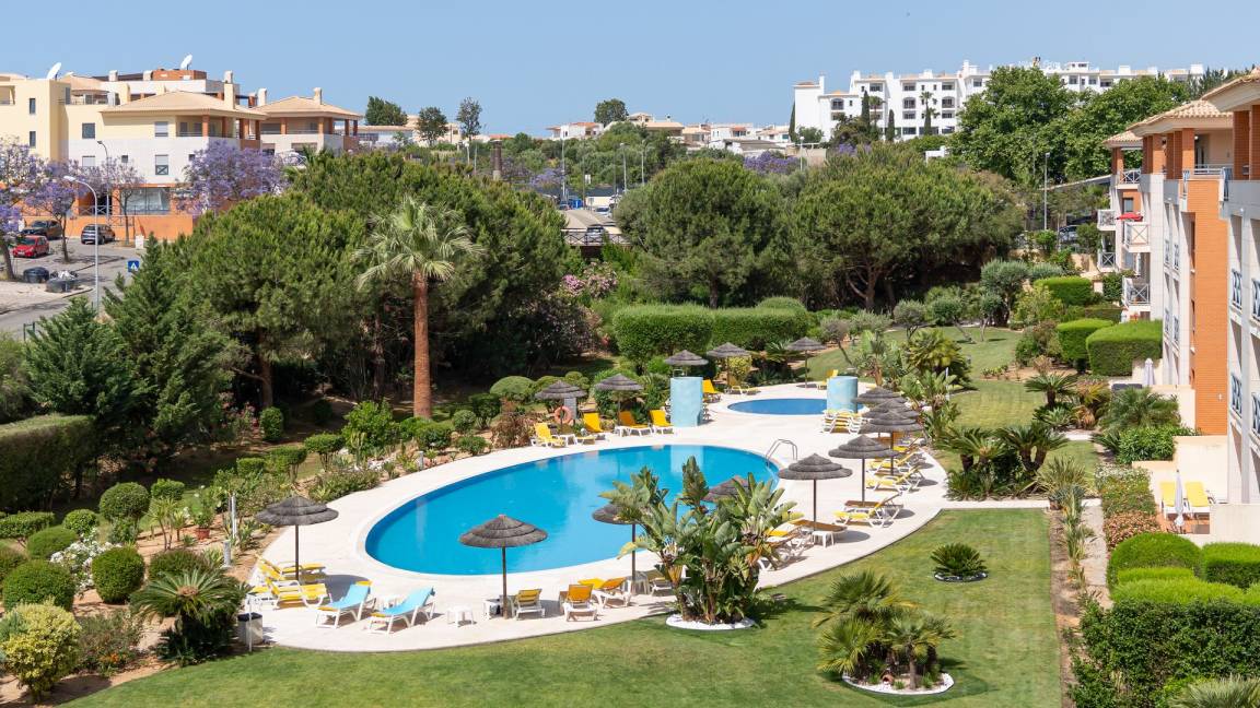 82 M² Apartamento ∙ 3 Habitaciones ∙ 6 Huéspedes - Albufeira
