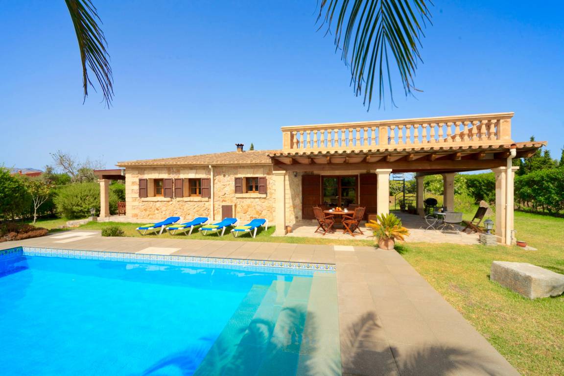 125 M² Villa ∙ 2 Bedrooms ∙ 4 Guests - Port de Pollença