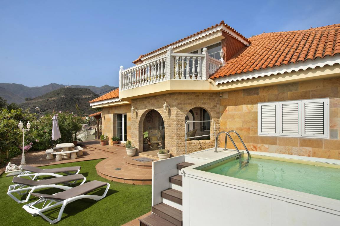 160 M² Villa ∙ 3 Bedrooms ∙ 8 Guests - Gran Canaria