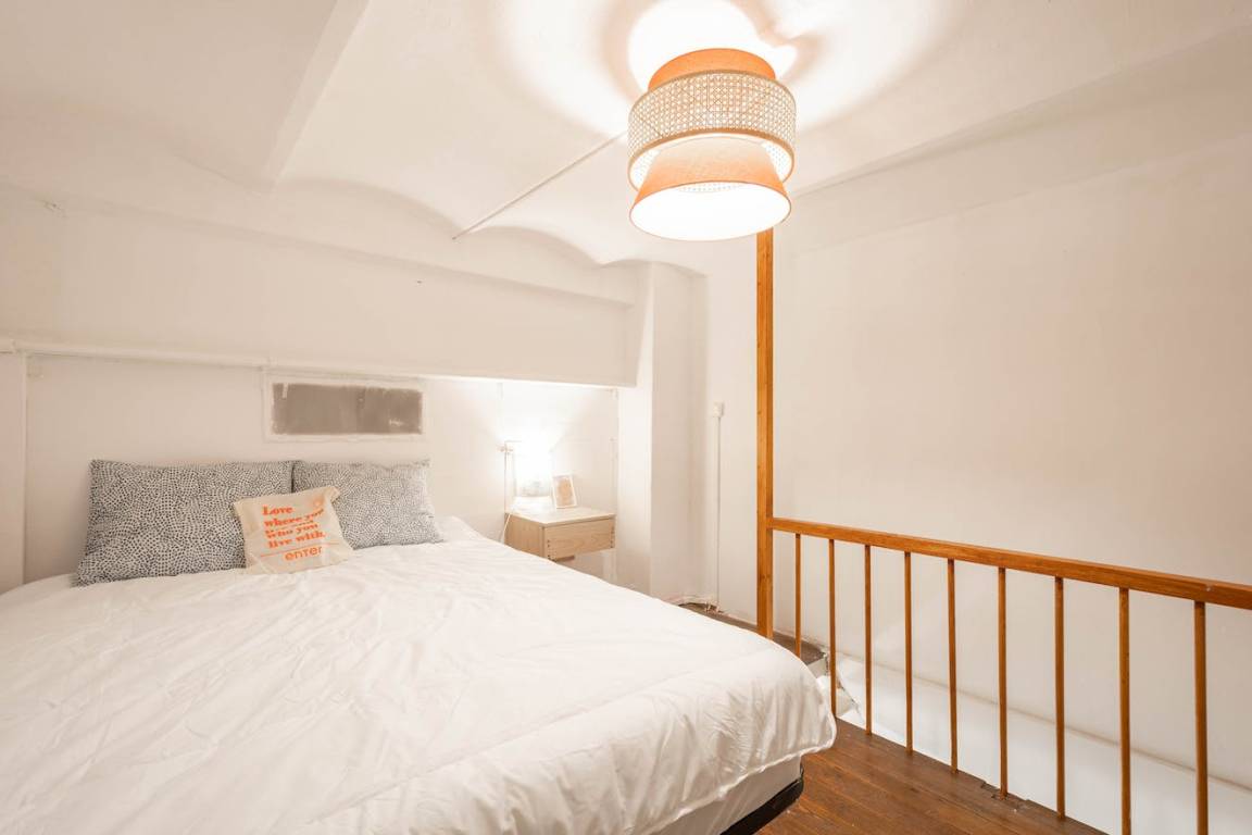 85 M² Private Room ∙ 1 Bedroom ∙ 1 Guest - Barcelone