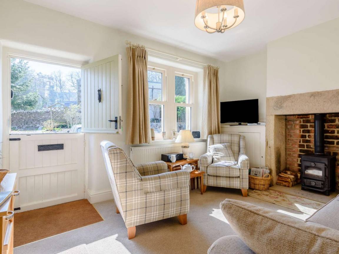 Cottage ∙ 2 Bedrooms ∙ 4 Guests - Bakewell