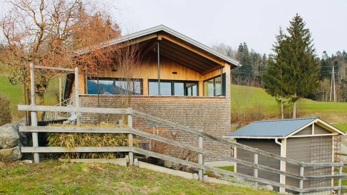 94 M² Ferienwohnung ∙ 1 Schlafzimmer ∙ 2 Gäste - Hittisau