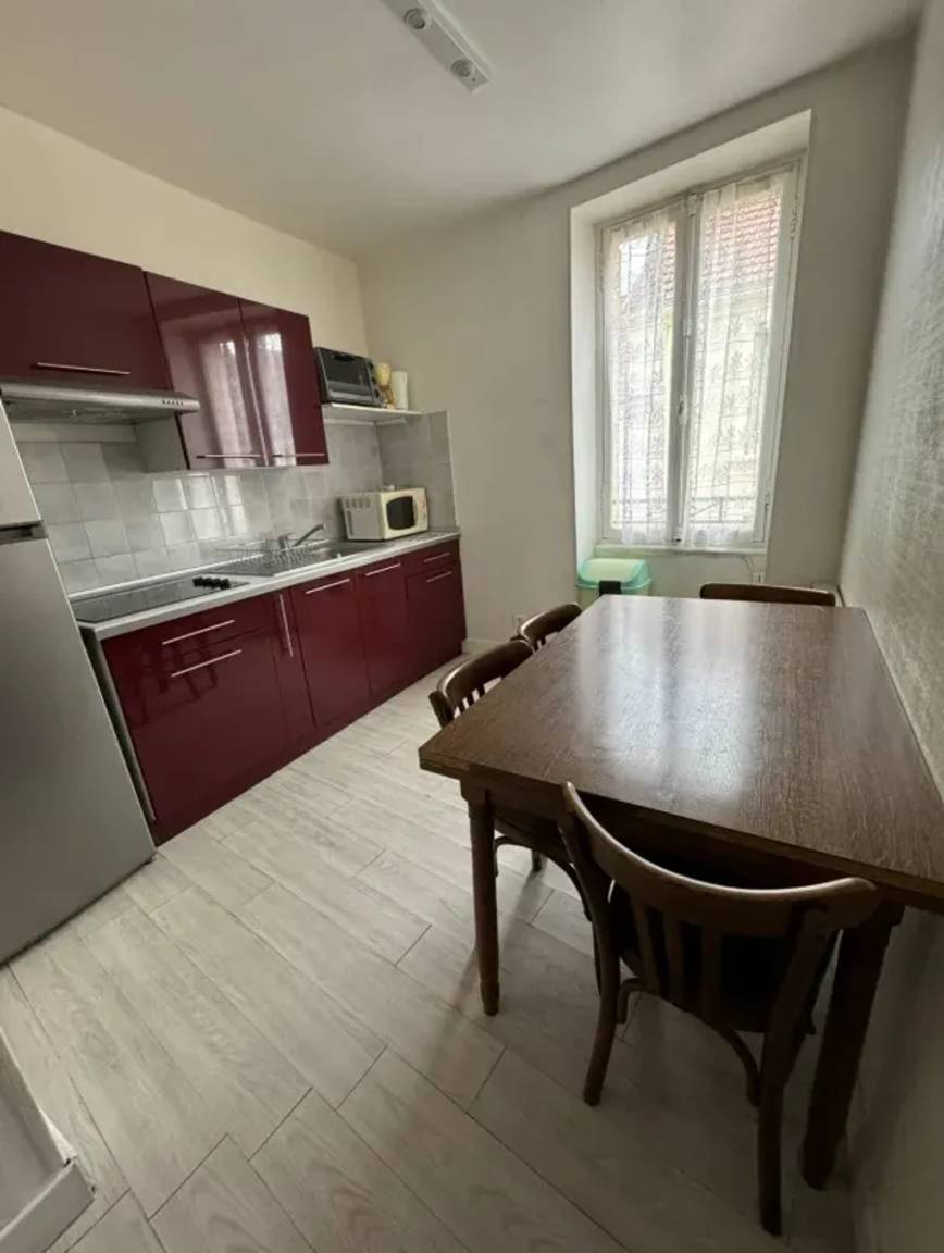 35 M² Apartamento ∙ 2 Habitaciones ∙ 4 Huéspedes - Évaux-les-Bains
