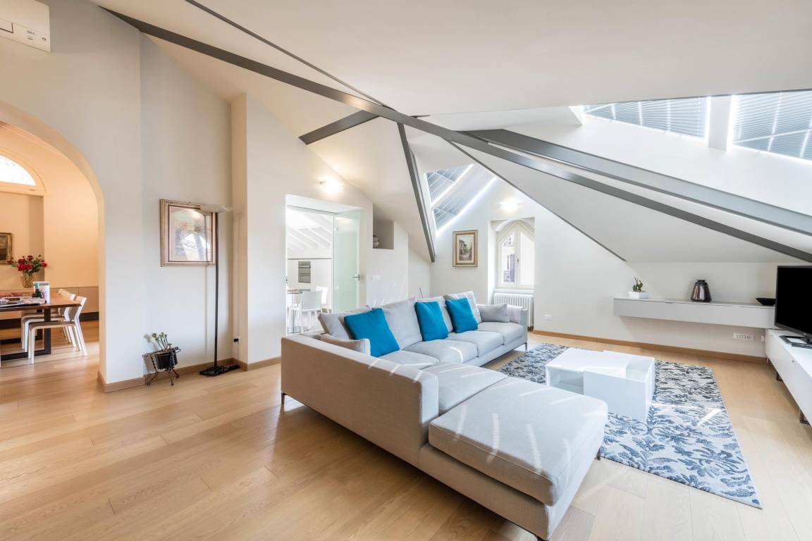 235 M² Ferienwohnung ∙ 2 Schlafzimmer ∙ 4 Gäste - Manerba del Garda
