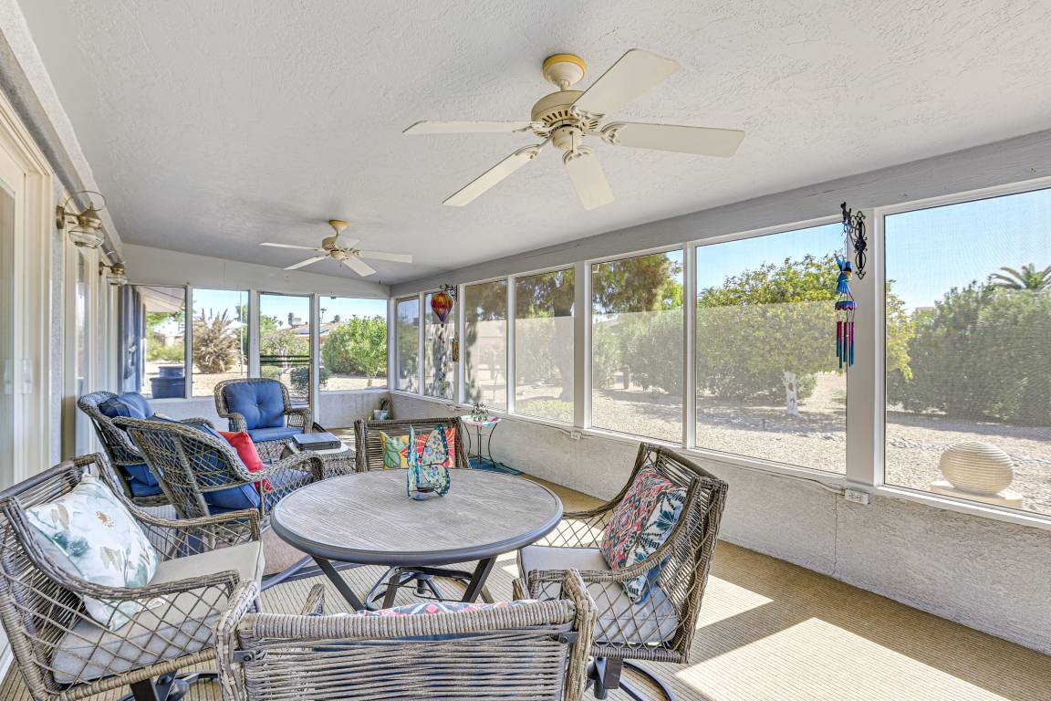 161 M² House ∙ 2 Bedrooms ∙ 4 Guests - Sun City West, AZ