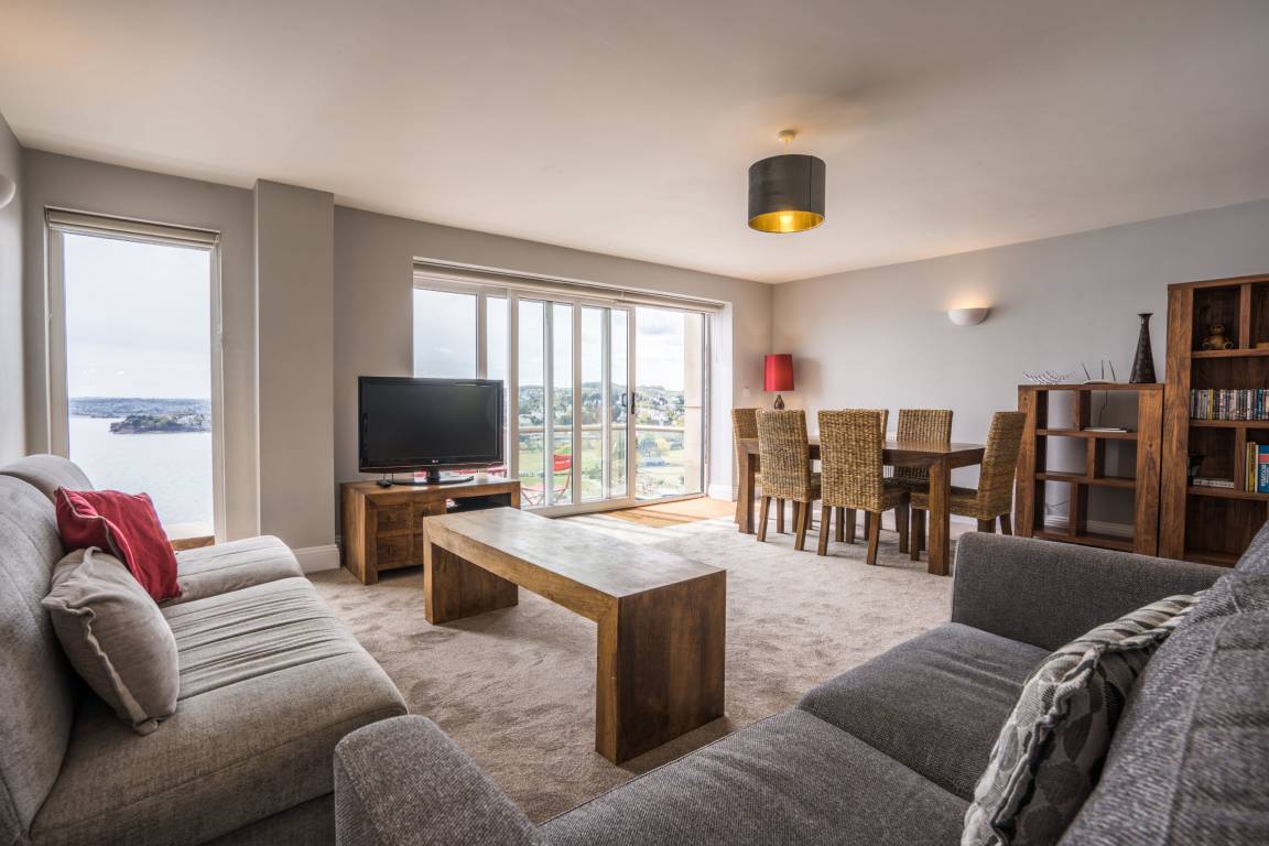 Cottage ∙ 2 Bedrooms ∙ 7 Guests - Paignton