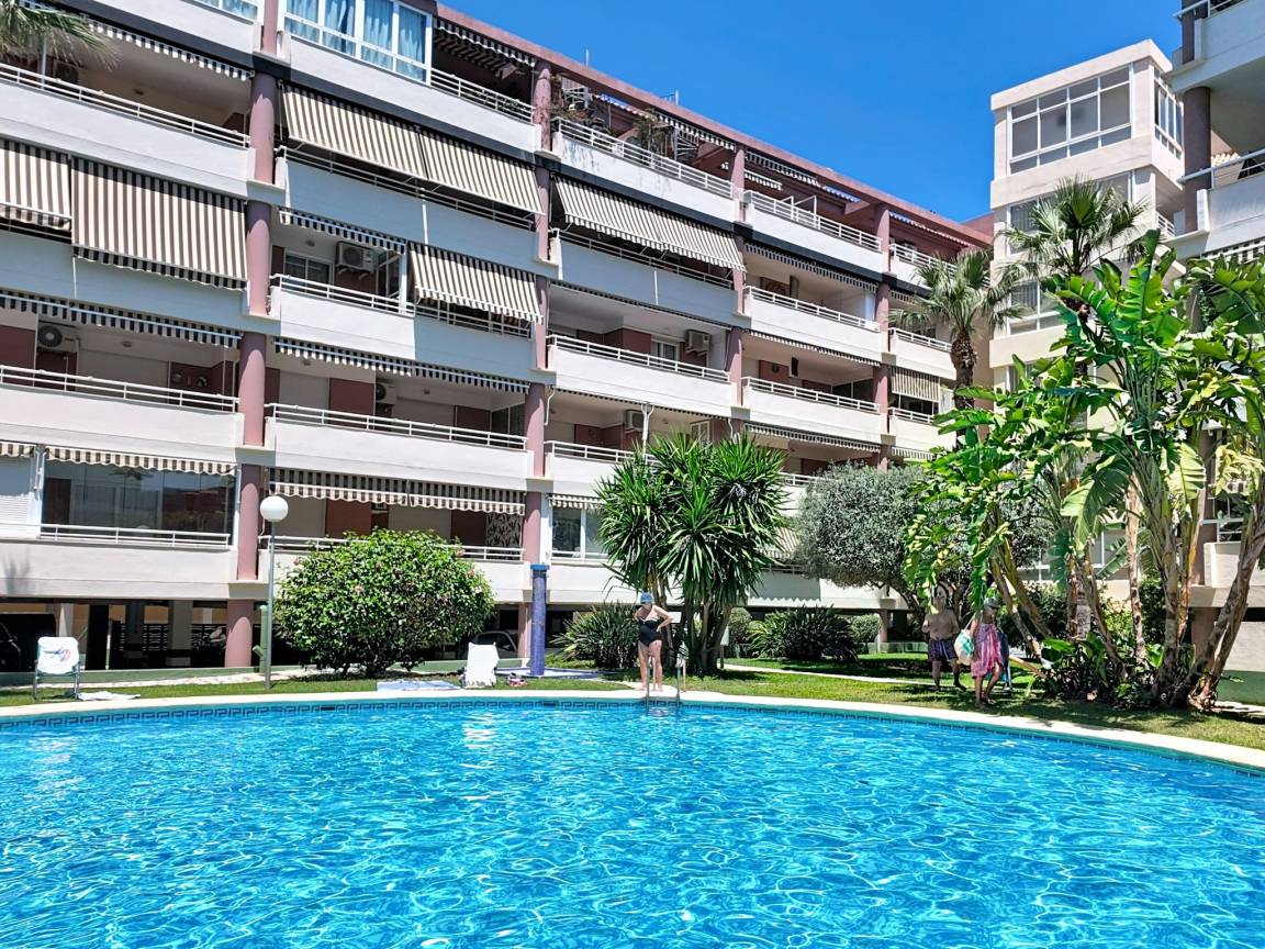 70 M² Apartment ∙ 2 Bedrooms ∙ 4 Guests - Dénia