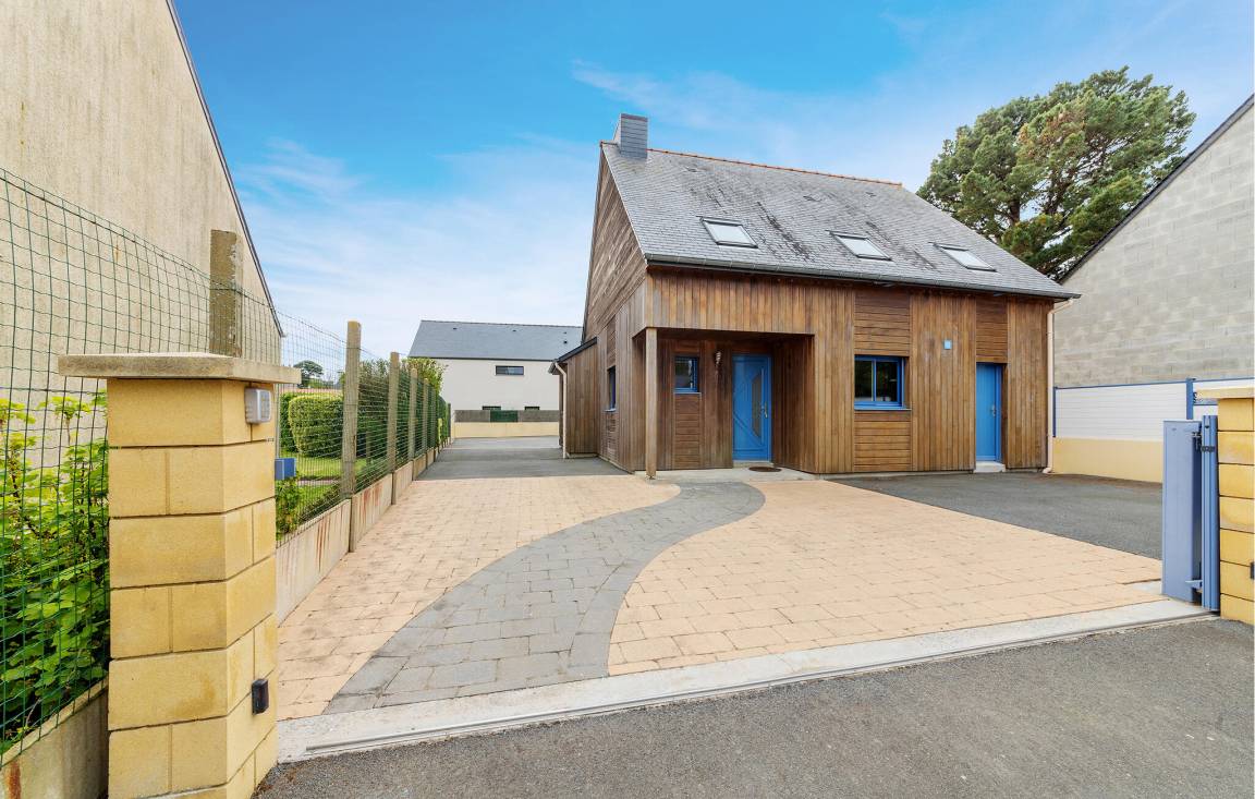 120 M² Maison De Vacances ∙ 4 Chambres ∙ 10 Personnes - Cancale