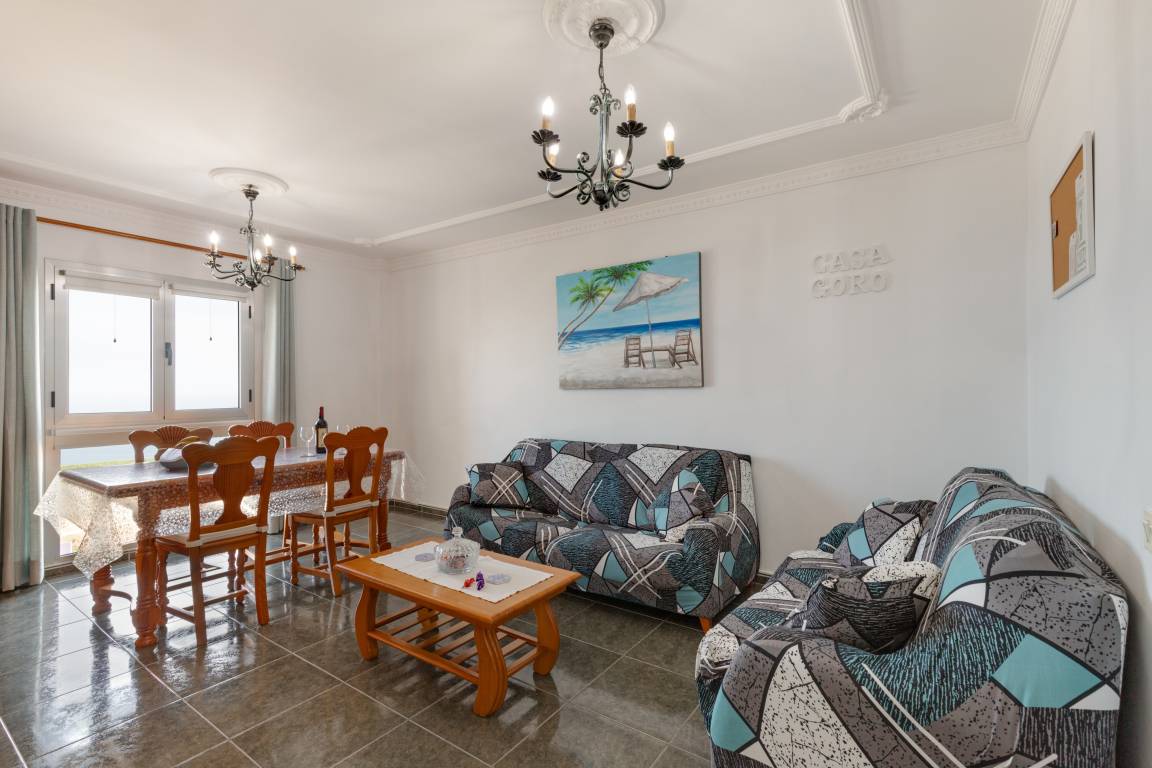 90 M² Ferienhaus ∙ 2 Schlafzimmer ∙ 4 Gäste - El Paso