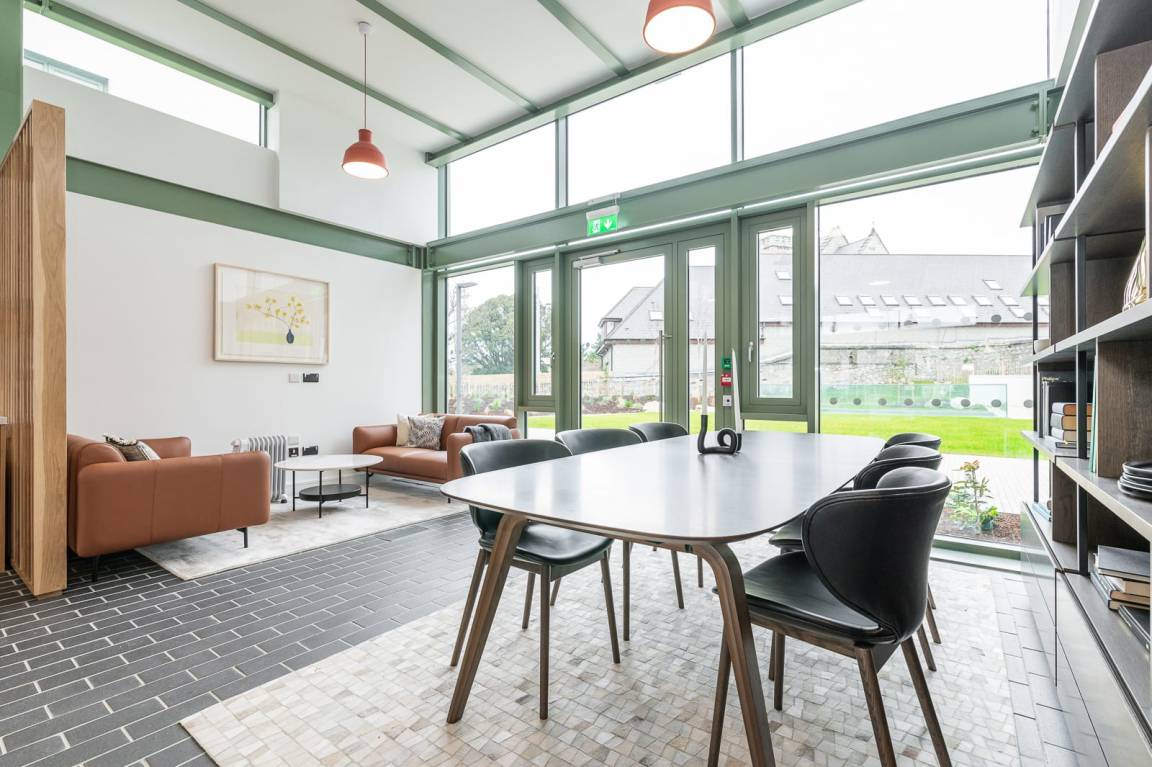 80 M² Appartement ∙ 2 Chambres ∙ 4 Personnes - Dublin